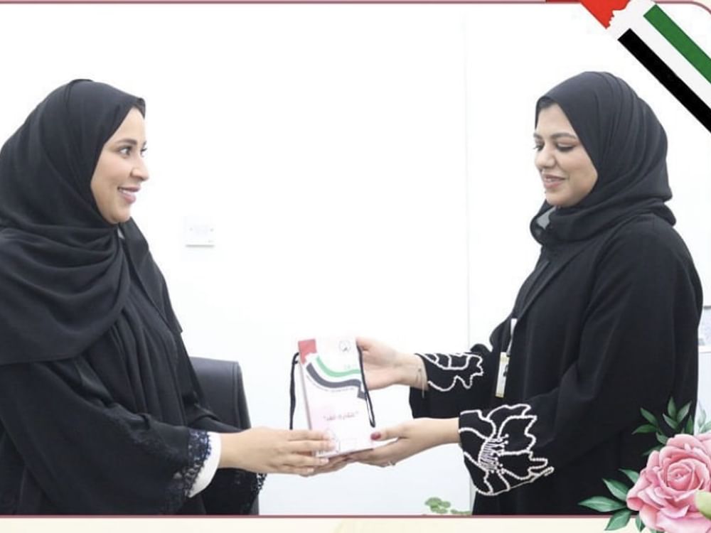 بلديه خورفكان تحتفل بيوم المرأه الإماراتيه وكالة أنباء الإمارات