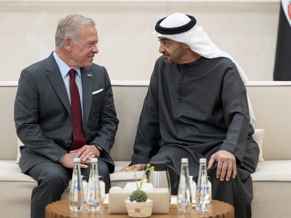 UAE President, King of Jordan discuss fraternal ties | Emirates News Agency