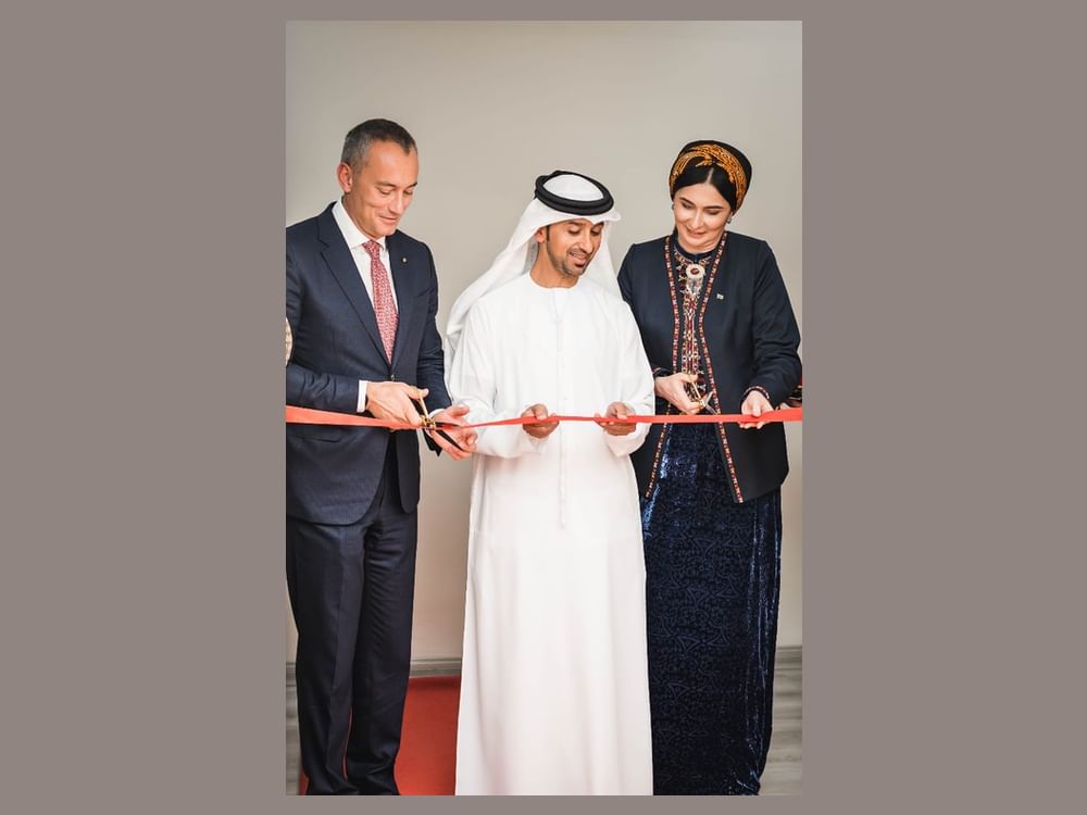 Kedutaan Besar UEA Membuka Perpustakaan Emirat-Turkmen dan Menawarkan ... Kedutaan Besar UEA Membuka Perpustakaan Emirat-Turkmen dan Menawarkan ...