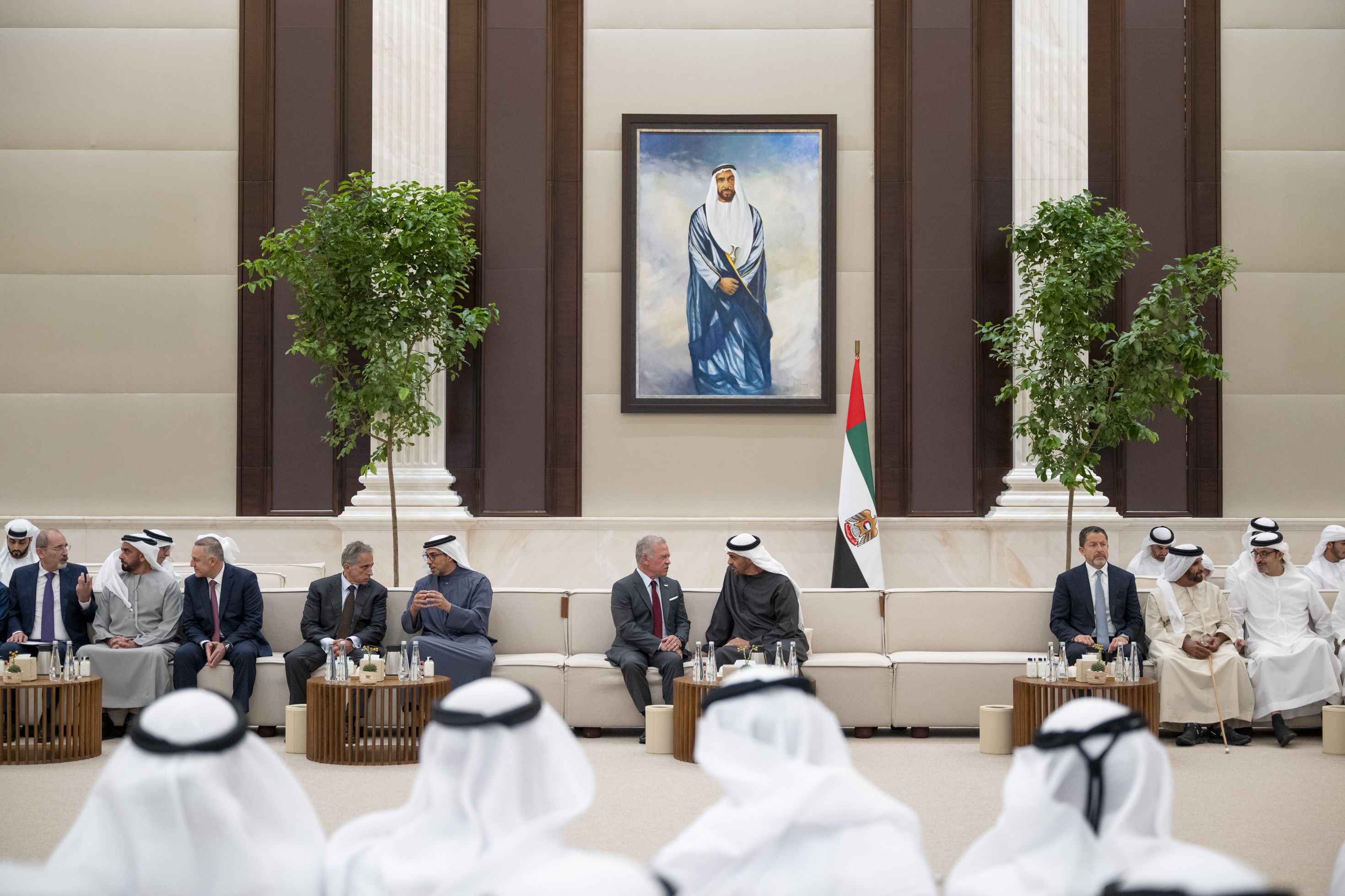 UAE President, King of Jordan discuss fraternal ties | Emirates News Agency