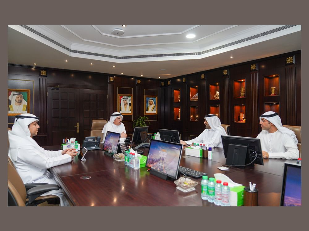 DEWA enhances cooperation with Dubai Chambers | Emirates News Agency