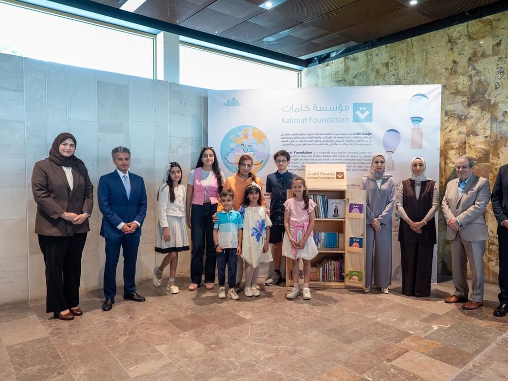 Kalimat gifts portable Arabic library to Arab children in Poland ...