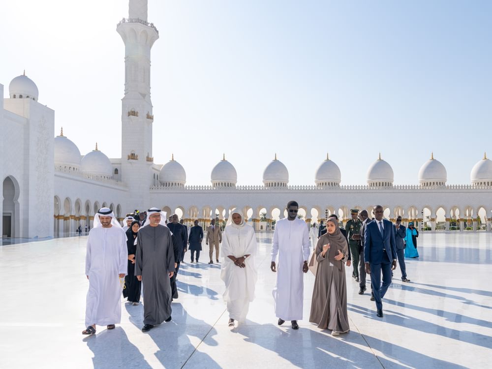 President of Senegal visits Sheikh Zayed Grand Mosque | Emirates News ...