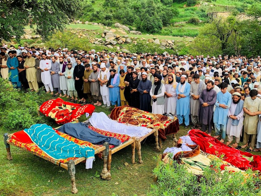 Pakistan: Over 320 dead in 48 hours after heavy rains trigger flash ...