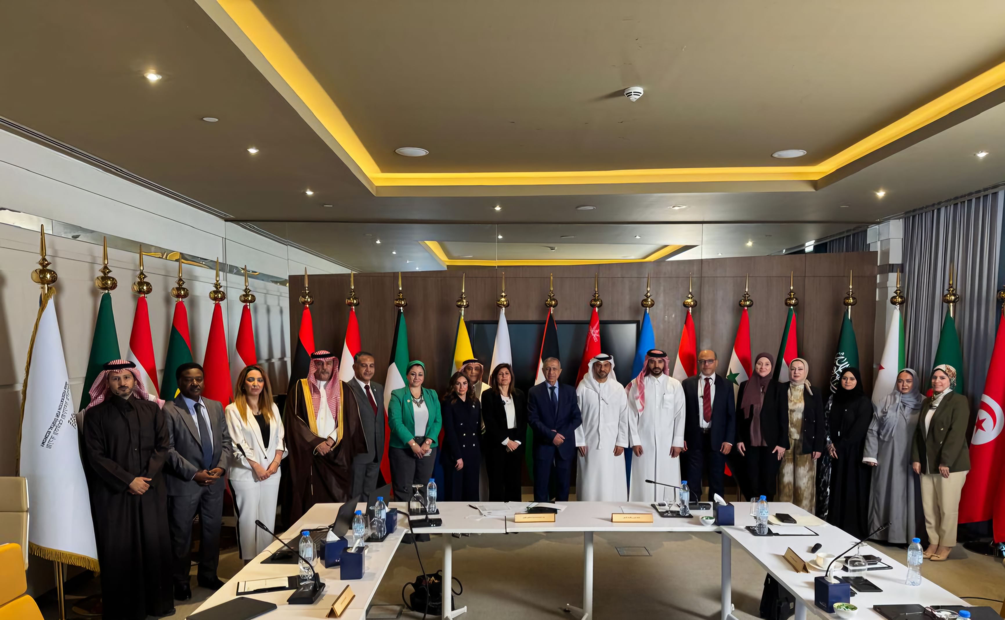Abu Dhabi hosts workshop on sustainable investment in digital transformation in Arab region ...