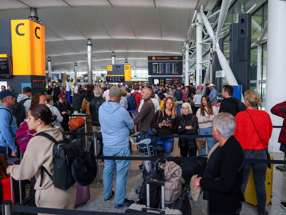 AI suspected in cyberattack on European airports, say experts ...