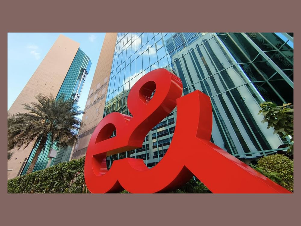 TII, VentureOne, e& introduce QuantumConnect: Next-generation secure ...