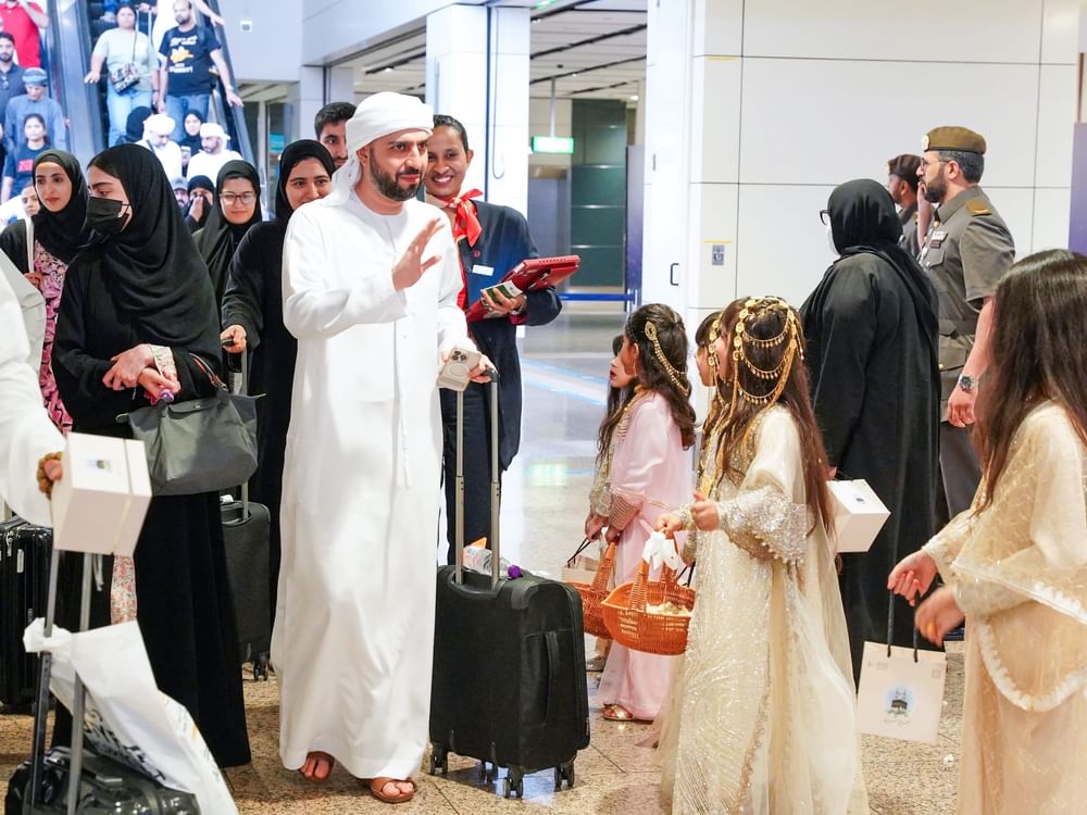 GDRFA Dubai welcomes returning pilgrims with slogan 'The UAE Welcomes ...
