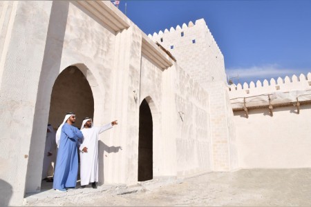 Hamdan bin Zayed visits Al Dhafra Fort | Emirates News Agency