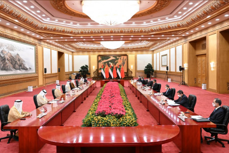 Mohamed bin Zayed, Chinese President discuss bilateral relations ...