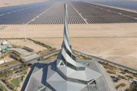 UAE achieving rapid progress in solar energy projects, march towards ...