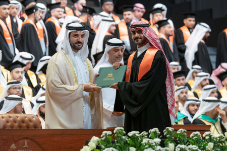 Sultan bin Ahmed attends UoS' silver jubilee graduation ceremony ...