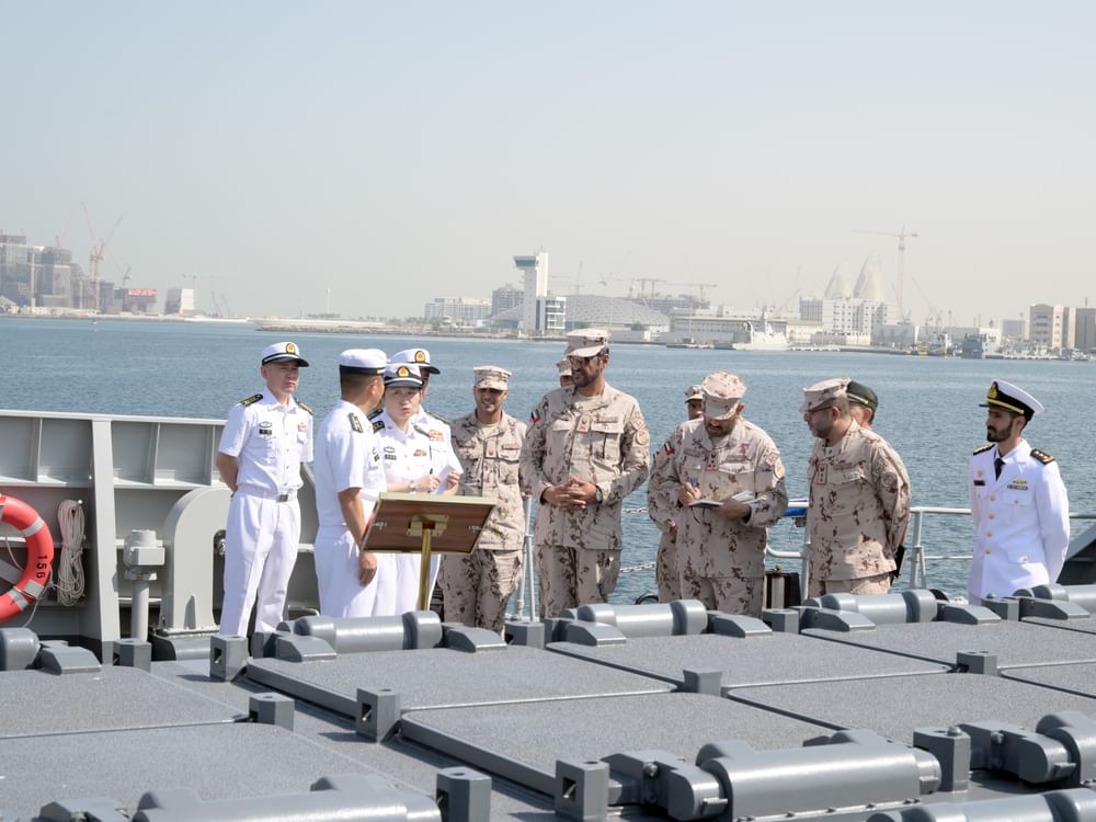 Commander of Joint Operations visits 44th Guard Fleet of Chinese PLA ...