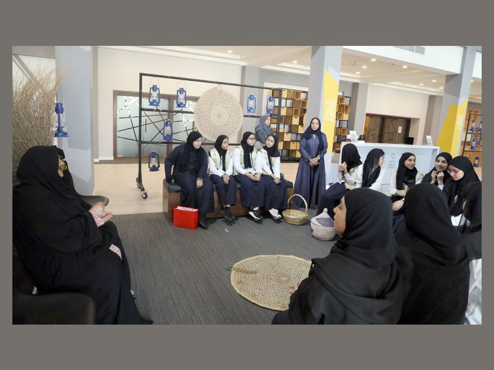 مركز أم القيوين الإبداعي ينظم لقاء الأجيال | وكالة أنباء الإمارات