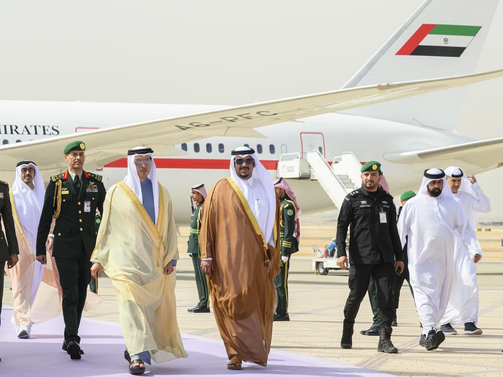 Mansour bin Zayed arrives in Riyadh to participate in Joint Arab ...